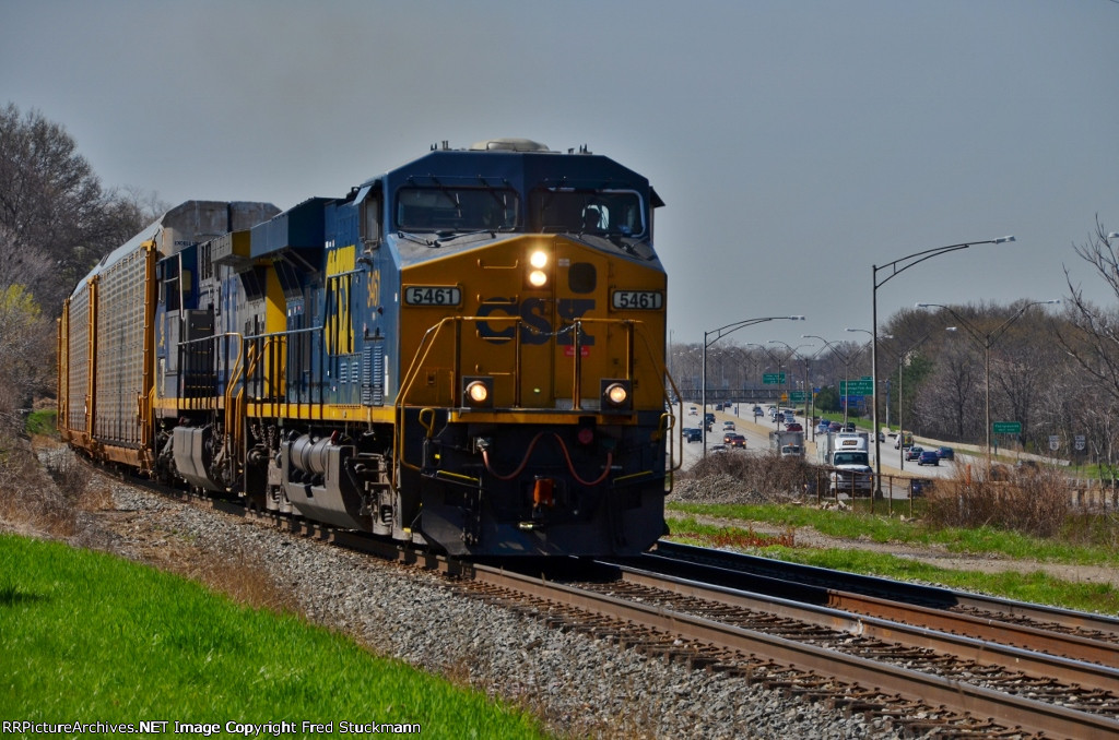 CSX 5461 & SR8.